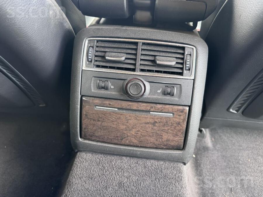 Pelēks Audi A8 2005 Rīga, ar dzinēja tilpumu 4.20 L un nobraukumu 0 tūkst. km par 6450 €, foto 12 vietnē AUTOMOTO.COM.LV