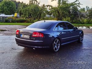 Pelēks Audi A8 2005 Veru, ar dzinēja tilpumu 4.10 L un nobraukumu 444 tūkst. km par 4000 €, foto 6 vietnē AUTOMOTO.COM.LV