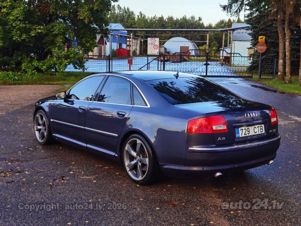 Ауди А8 2005 в Выру на AUTOMOTO.COM.LV Серый Ауди А8 2005 в Выру, объемом двигателя 4.10 л и пробегом 444 тыс. км за 4000 €, фото 8 на AUTOMOTO.COM.LV