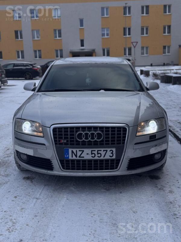 Grey Audi A8 2006 in Jekabpils, with an engine capacity of 3.00 L and mileage of 319 thousand km for 4800 €, photo 1 on AUTOMOTO.COM.LV