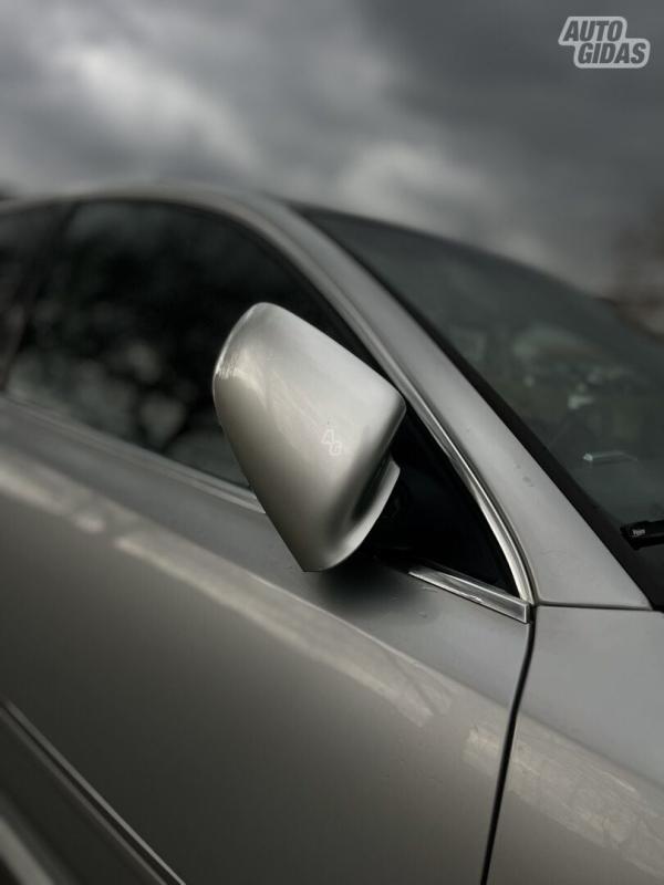 Pelēks Audi A8 2006 Viļņa, ar dzinēja tilpumu 4.20 L un nobraukumu 341 tūkst. km par 3250 €, foto 6 vietnē AUTOMOTO.COM.LV