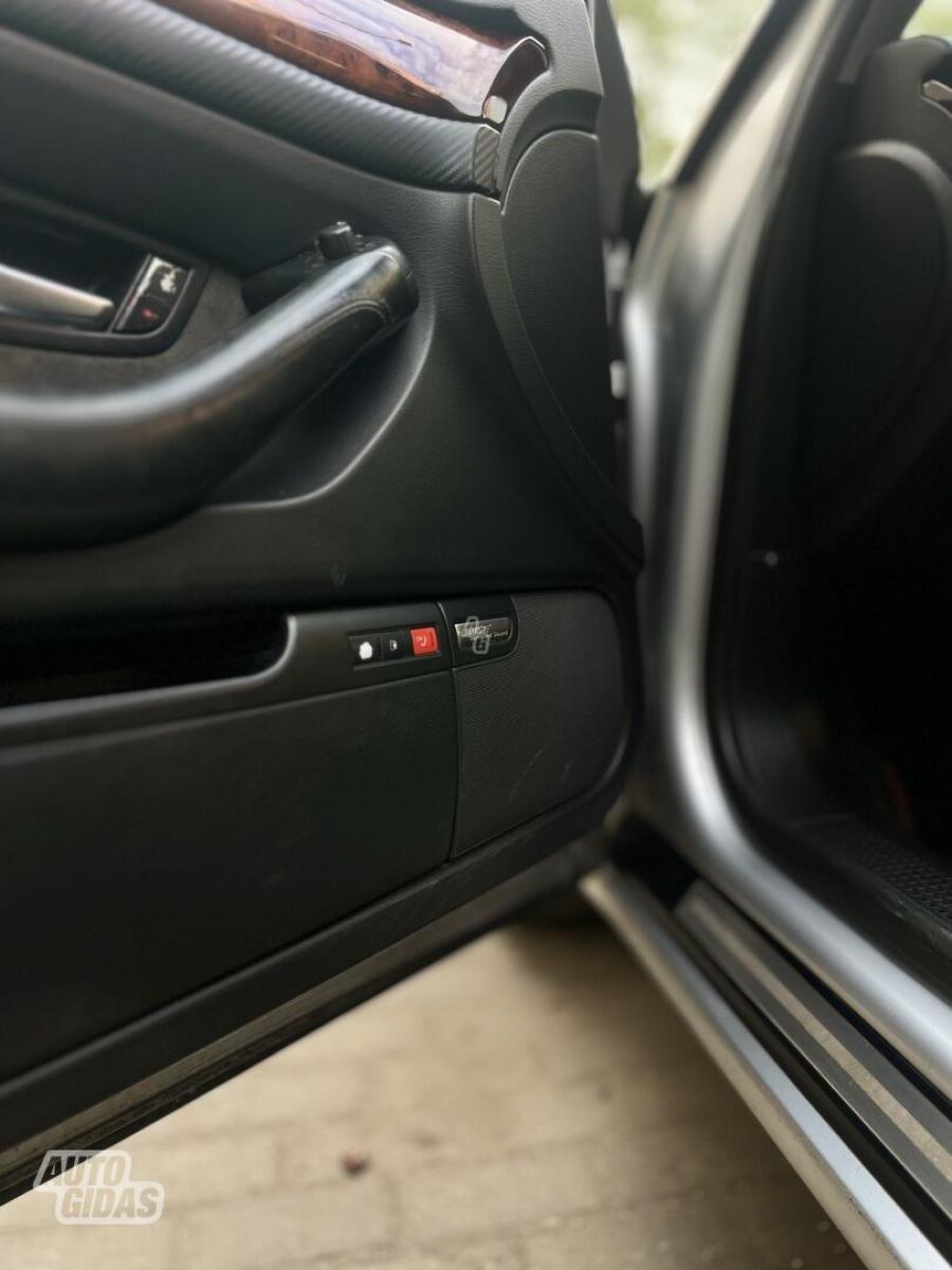 Pelēks Audi A8 2006 Viļņa, ar dzinēja tilpumu 4.20 L un nobraukumu 341 tūkst. km par 3250 €, foto 10 vietnē AUTOMOTO.COM.LV