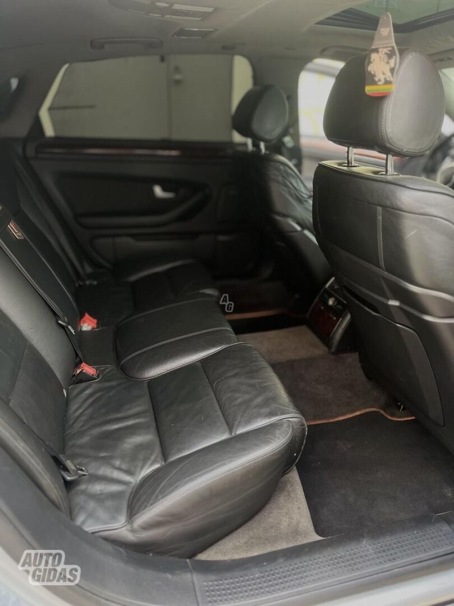 Pelēks Audi A8 2006 Viļņa, ar dzinēja tilpumu 4.20 L un nobraukumu 341 tūkst. km par 3250 €, foto 17 vietnē AUTOMOTO.COM.LV