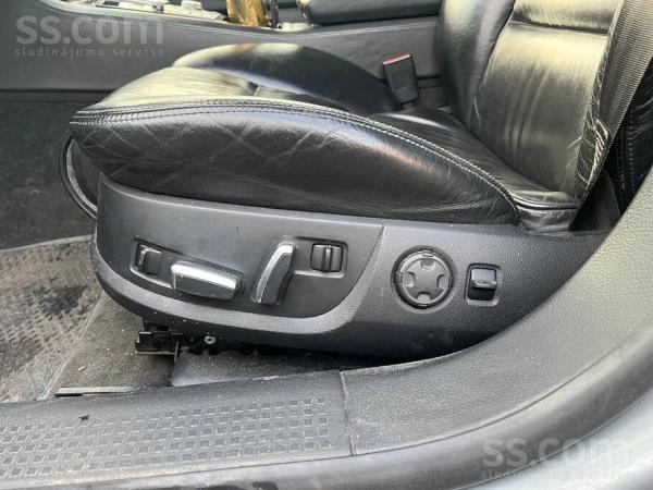 Pelēks Audi A8 2006 Rīga, ar dzinēja tilpumu 3.00 L un nobraukumu 355 tūkst. km par 5800 €, foto 3 vietnē AUTOMOTO.COM.LV
