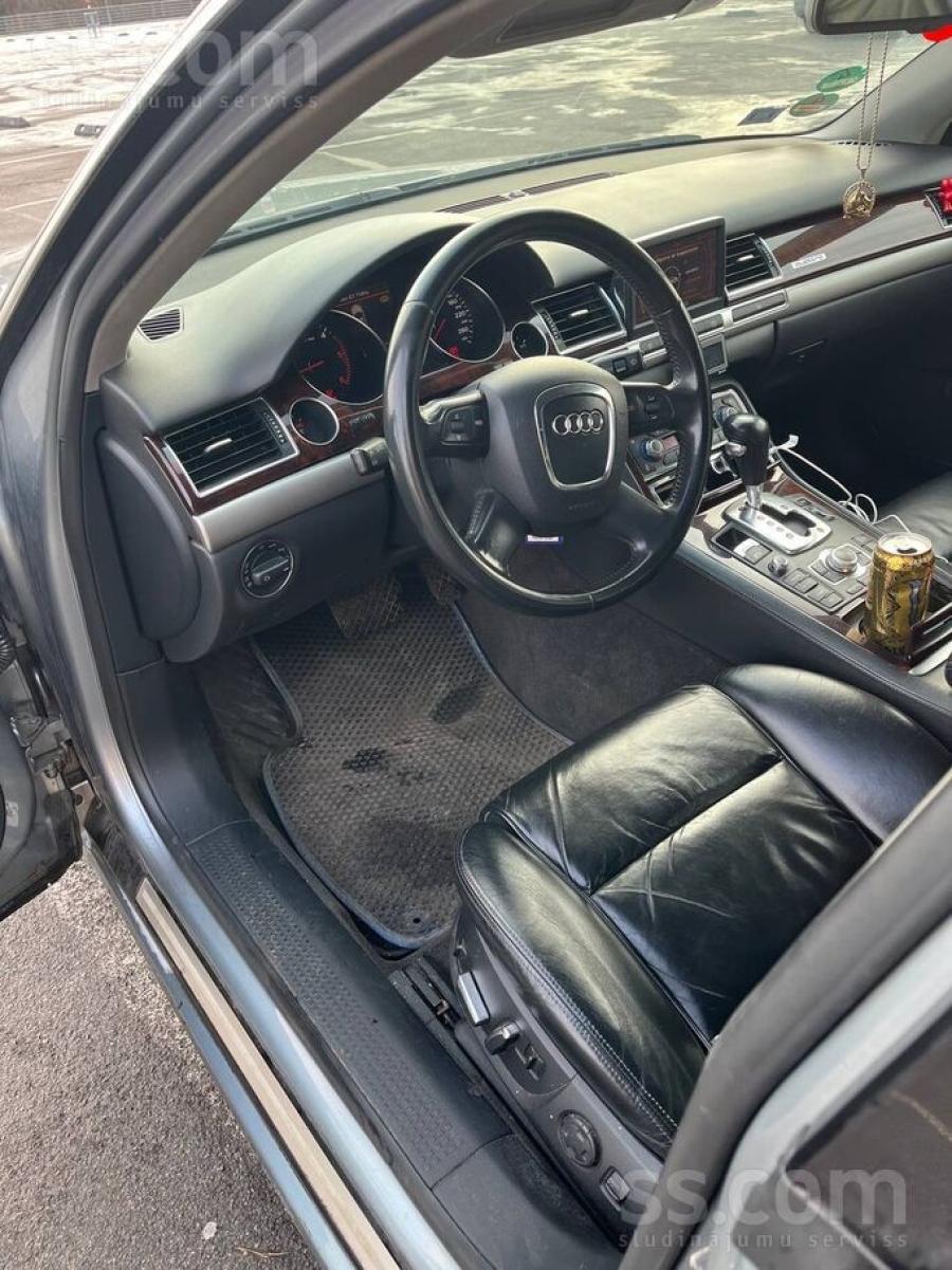 Grey Audi A8 2006 in Riga, with an engine capacity of 3.00 L and mileage of 355 thousand km for 5150 €, photo 3 on AUTOMOTO.COM.LV