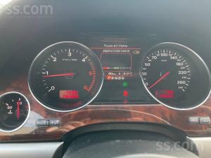 Grey Audi A8 2006 in Riga, with an engine capacity of 3.00 L and mileage of 355 thousand km for 5150 €, photo 7 on AUTOMOTO.COM.LV