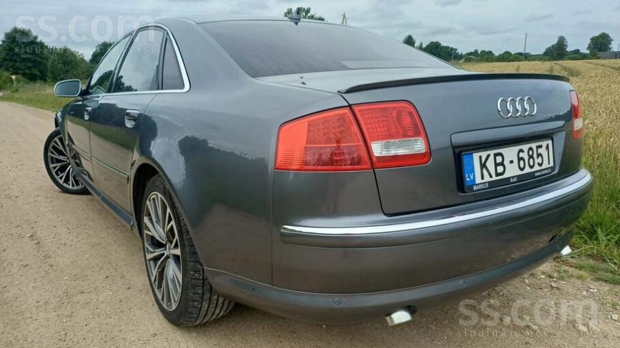 Grey Audi A8 2006 in Ogre, with an engine capacity of 4.20 L and mileage of 439 thousand km for 4500 €, photo 14 on AUTOMOTO.COM.LV