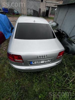 Pelēks Audi A8 2006 Ogre, ar dzinēja tilpumu 3.20 L un nobraukumu 220 tūkst. km par 2500 €, foto 5 vietnē AUTOMOTO.COM.LV