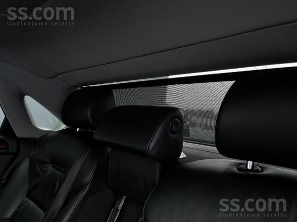 Grey Audi A8 2006 in Ogre, with an engine capacity of 3.20 L and mileage of 220 thousand km for 2500 €, photo 10 on AUTOMOTO.COM.LV