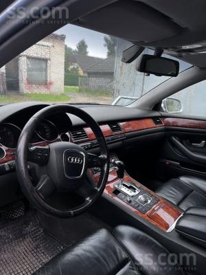 Pelēks Audi A8 2006 Ogre, ar dzinēja tilpumu 3.20 L un nobraukumu 220 tūkst. km par 2500 €, foto 12 vietnē AUTOMOTO.COM.LV