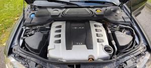Pelēks Audi A8 2006 Limbaži, ar dzinēja tilpumu 4.20 L un nobraukumu 472 tūkst. km par 4000 €, foto 6 vietnē AUTOMOTO.COM.LV