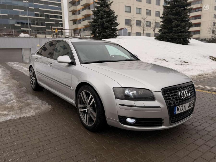 Grey Audi A8 2007 in Vilnius, with an engine capacity of 3.70 L and mileage of 330 thousand km for 3950 €, photo 2 on AUTOMOTO.COM.LV