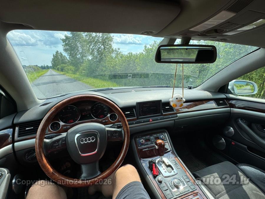 Pelēks Audi A8 2007 Viljandi, ar dzinēja tilpumu 3.00 L un nobraukumu 477 tūkst. km par 3300 €, foto 9 vietnē AUTOMOTO.COM.LV