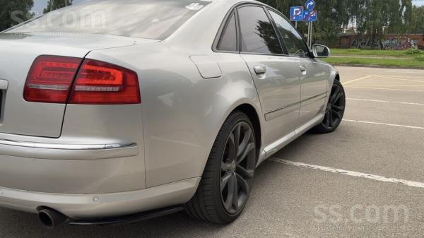 Pelēks Audi A8 2007 Rīga, ar dzinēja tilpumu 4.20 L un nobraukumu 417 tūkst. km par 6800 €, foto 8 vietnē AUTOMOTO.COM.LV