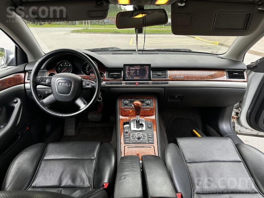 Grey Audi A8 2007 in Riga, with an engine capacity of 4.20 L and mileage of 417 thousand km for 6800 €, photo 14 on AUTOMOTO.COM.LV