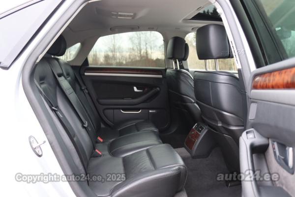 Grey Audi A8 2008 in Parnu, with an engine capacity of 3.00 L and mileage of 338 thousand km for 7400 €, photo 11 on AUTOMOTO.COM.LV