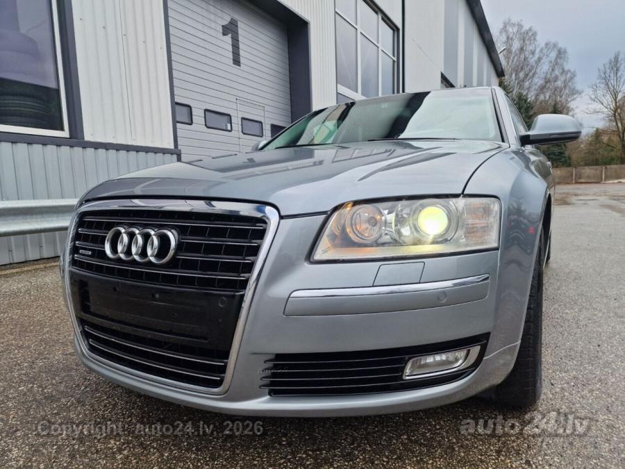 Pelēks Audi A8 2008 Tartu, ar dzinēja tilpumu 4.20 L un nobraukumu 354 tūkst. km par 8490 €, foto 1 vietnē AUTOMOTO.COM.LV