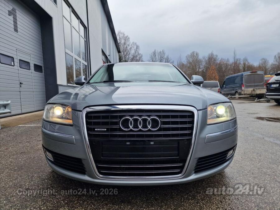Pelēks Audi A8 2008 Tartu, ar dzinēja tilpumu 4.20 L un nobraukumu 354 tūkst. km par 8490 €, foto 2 vietnē AUTOMOTO.COM.LV