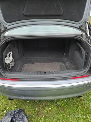 Pelēks Audi A8 2008 Tartu, ar dzinēja tilpumu 3.20 L un nobraukumu 253 tūkst. km par 7007 €, foto 18 vietnē AUTOMOTO.COM.LV