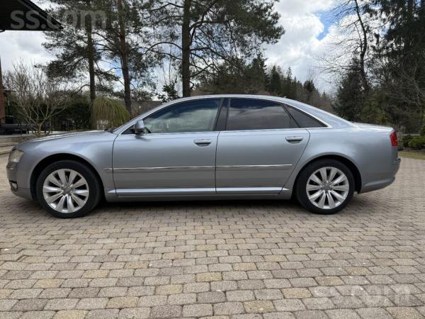Pelēks Audi A8 2008 Saldus, ar dzinēja tilpumu 3.00 L un nobraukumu 449 tūkst. km par 6500 €, foto 7 vietnē AUTOMOTO.COM.LV