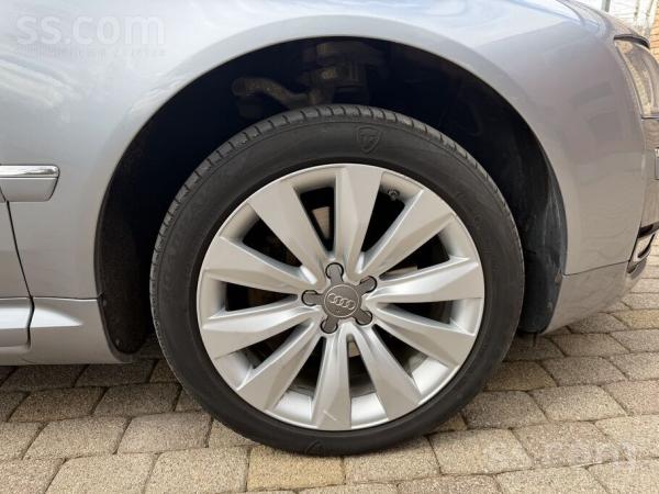 Pelēks Audi A8 2008 Saldus, ar dzinēja tilpumu 3.00 L un nobraukumu 449 tūkst. km par 6500 €, foto 9 vietnē AUTOMOTO.COM.LV