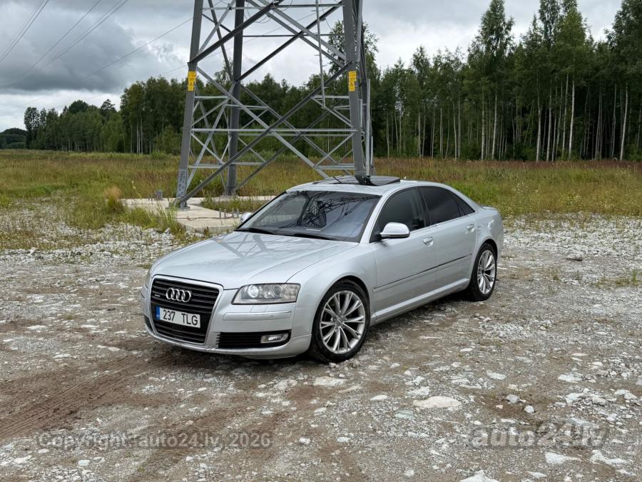 Pelēks Audi A8 2008 Mustvē, ar dzinēja tilpumu 4.20 L un nobraukumu 370 tūkst. km par 4499 €, foto 1 vietnē AUTOMOTO.COM.LV