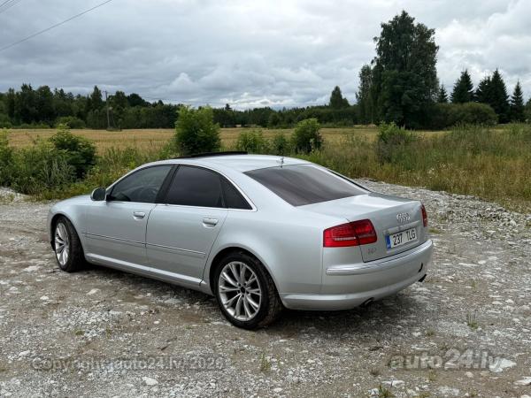 Pelēks Audi A8 2008 Mustvē, ar dzinēja tilpumu 4.20 L un nobraukumu 370 tūkst. km par 4499 €, foto 4 vietnē AUTOMOTO.COM.LV