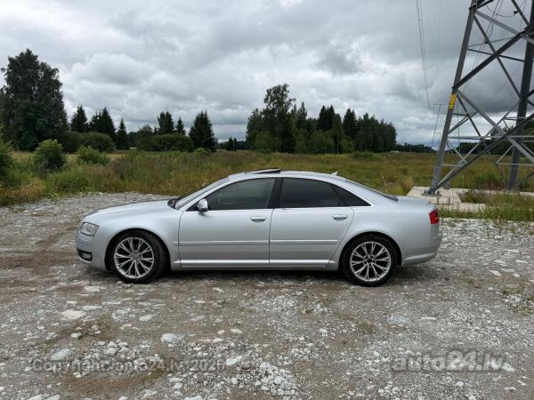 Pelēks Audi A8 2008 Mustvē, ar dzinēja tilpumu 4.20 L un nobraukumu 370 tūkst. km par 4499 €, foto 7 vietnē AUTOMOTO.COM.LV