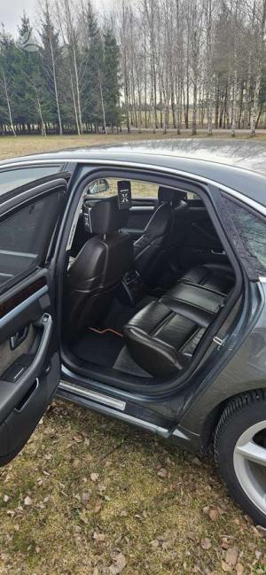 Grey Audi A8 2008 in Kelme, with an engine capacity of 2.97 L and mileage of 330 thousand km for 4999 €, photo 5 on AUTOMOTO.COM.LV