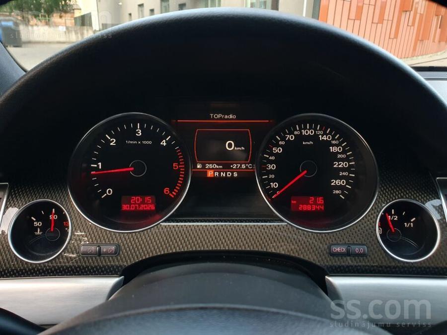 Pelēks Audi A8 2008 Daugavpils, ar dzinēja tilpumu 3.00 L un nobraukumu 0 tūkst. km par 6950 €, foto 28 vietnē AUTOMOTO.COM.LV