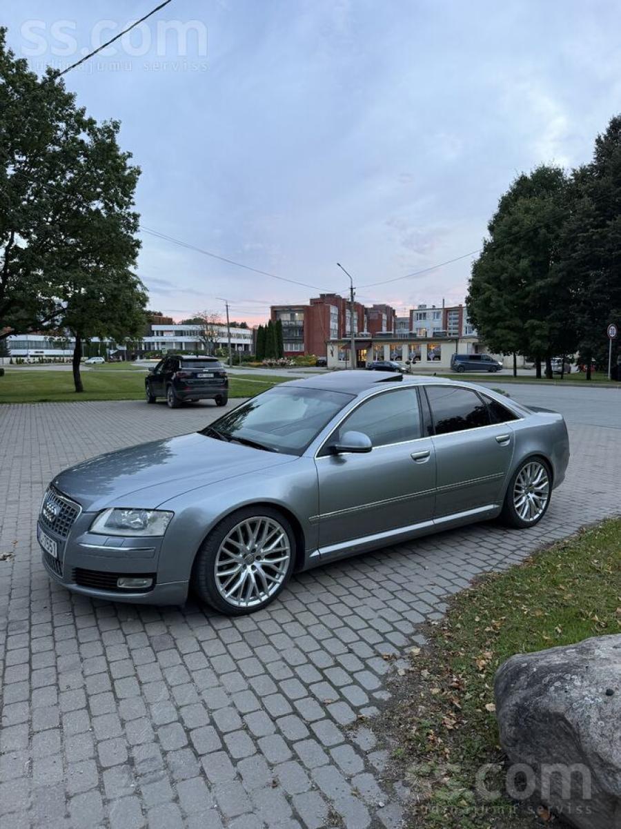 Pelēks Audi A8 2008 Rīga, ar dzinēja tilpumu 3.00 L un nobraukumu 446 tūkst. km par 6500 €, foto 1 vietnē AUTOMOTO.COM.LV