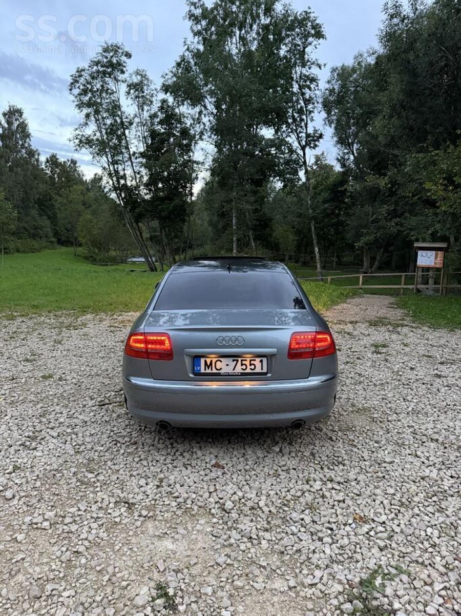 Pelēks Audi A8 2008 Rīga, ar dzinēja tilpumu 3.00 L un nobraukumu 446 tūkst. km par 6500 €, foto 5 vietnē AUTOMOTO.COM.LV