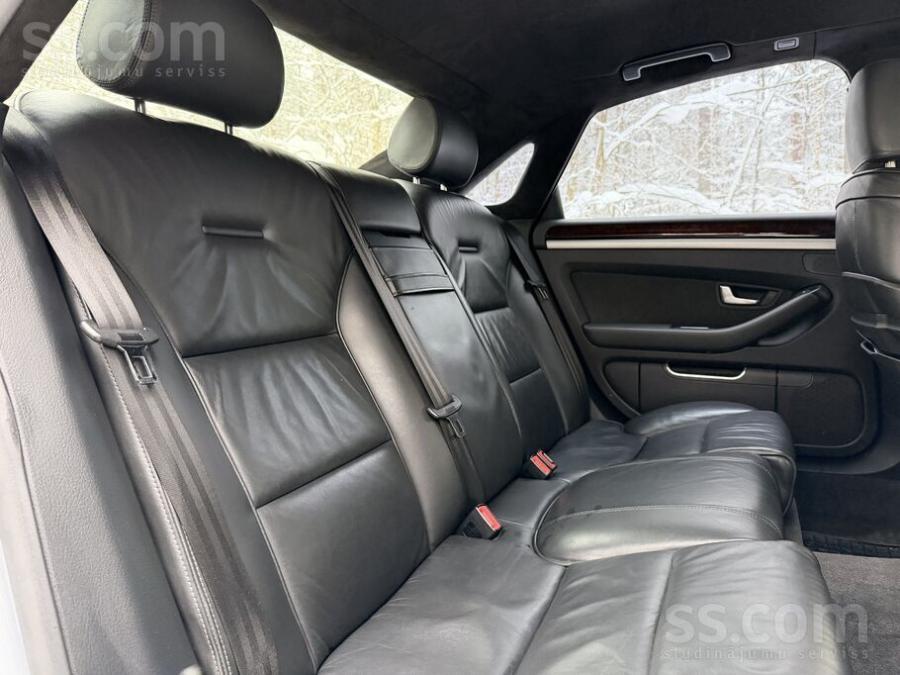 Grey Audi A8 2008 in Rezekne, with an engine capacity of 3.00 L and mileage of 240 thousand km for 7550 €, photo 12 on AUTOMOTO.COM.LV