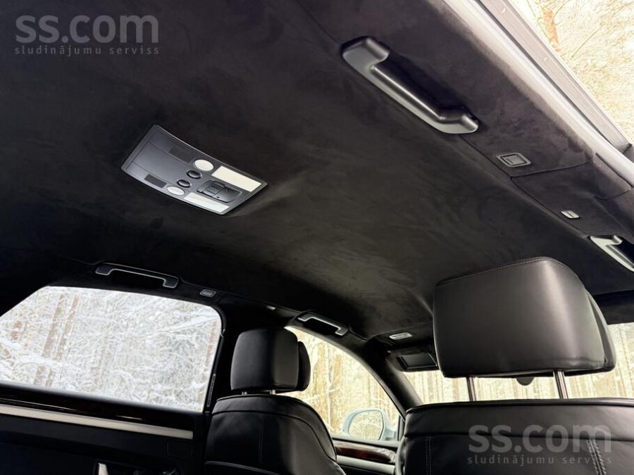 Grey Audi A8 2008 in Rezekne, with an engine capacity of 3.00 L and mileage of 240 thousand km for 7550 €, photo 13 on AUTOMOTO.COM.LV