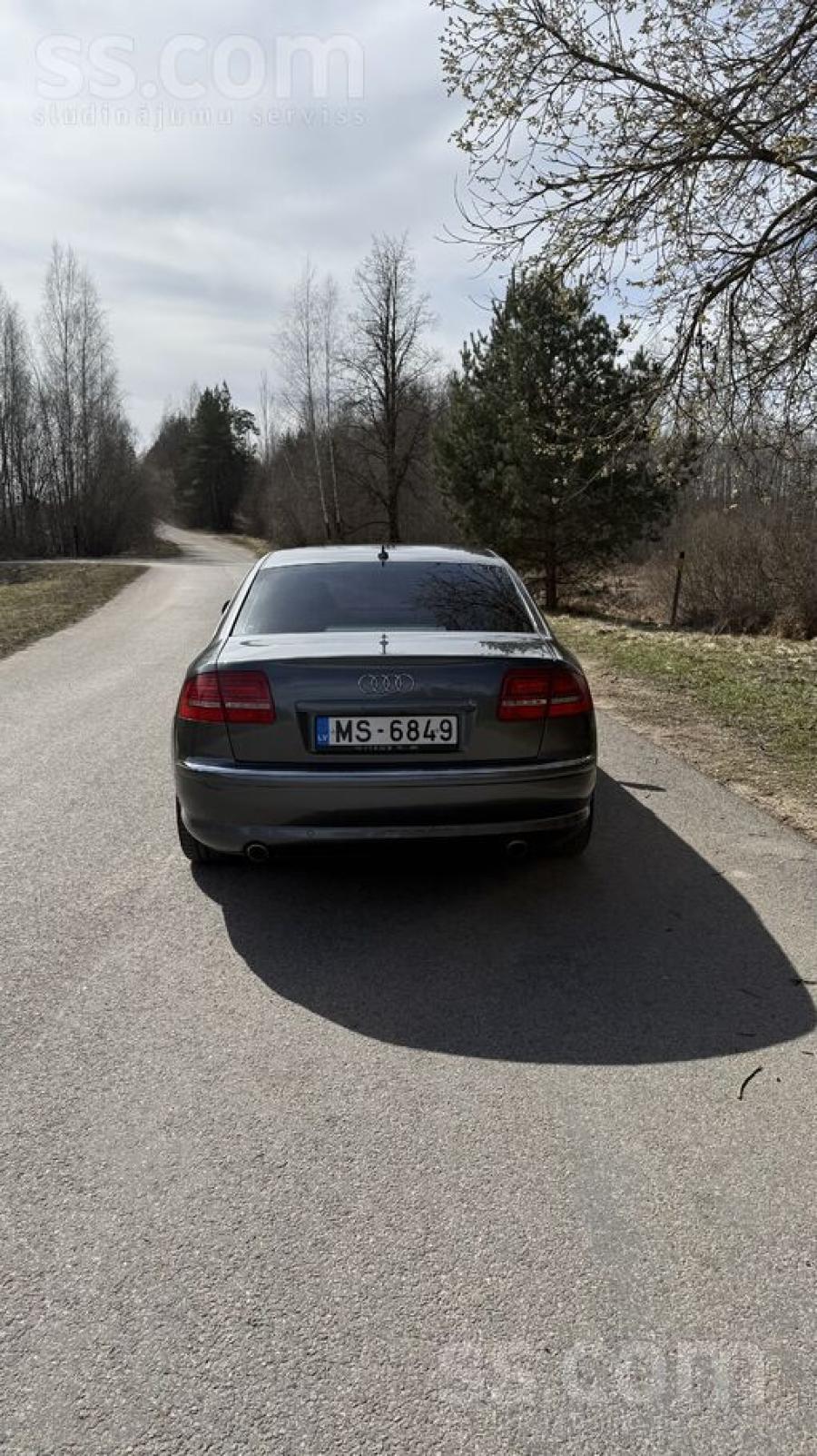 Pelēks Audi A8 2009 Rīga, ar dzinēja tilpumu 3.00 L un nobraukumu 370 tūkst. km par 6500 €, foto 5 vietnē AUTOMOTO.COM.LV