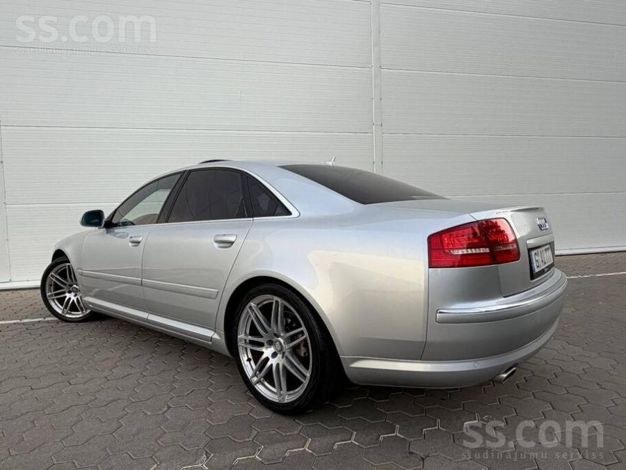 Grey Audi A8 2009 in Riga, with an engine capacity of 3.00 L and mileage of 0 thousand km for 7950 €, photo 5 on AUTOMOTO.COM.LV