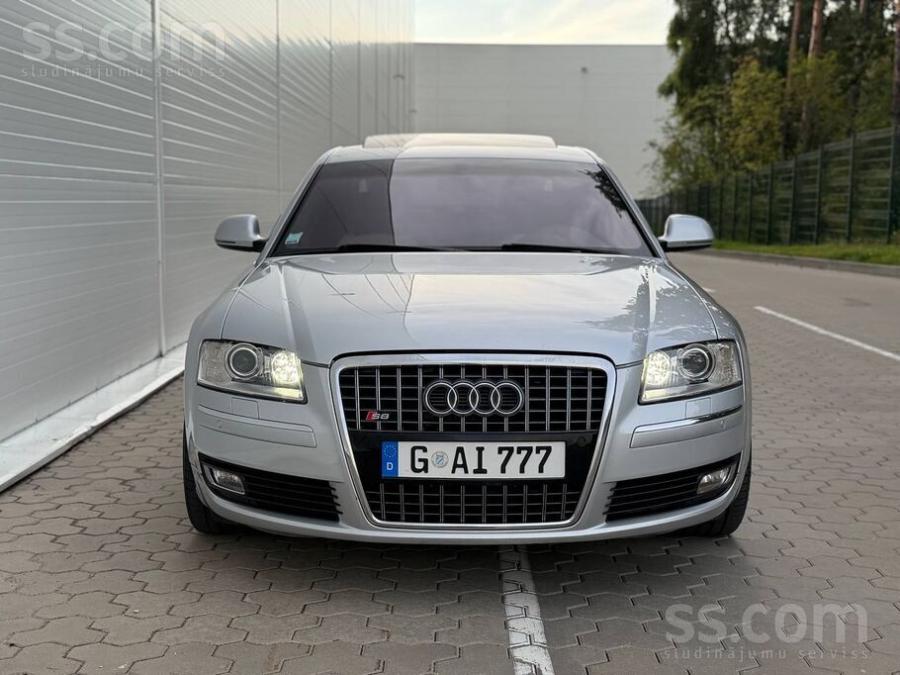 Grey Audi A8 2009 in Riga, with an engine capacity of 3.00 L and mileage of 0 thousand km for 7950 €, photo 8 on AUTOMOTO.COM.LV