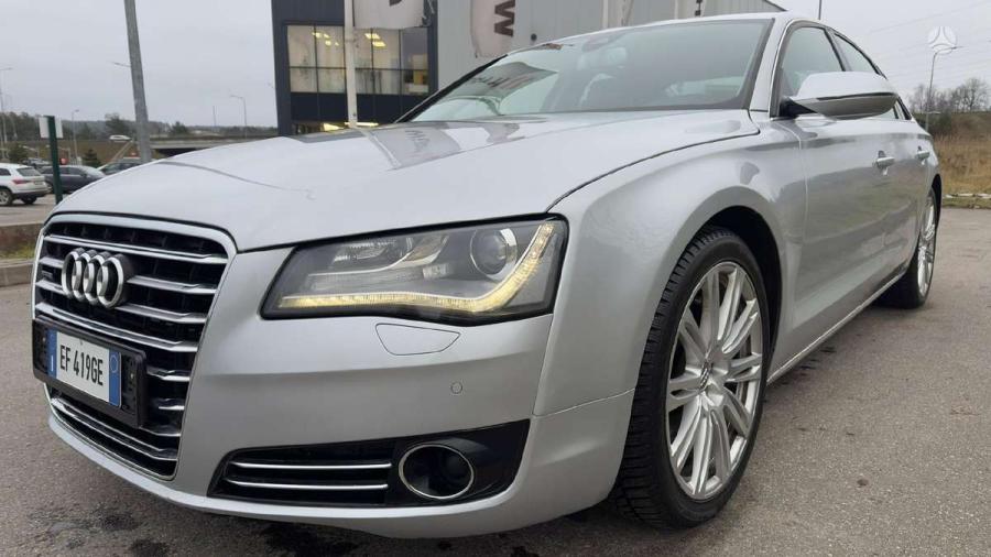 Pelēks Audi A8 2010 Viļņa, ar dzinēja tilpumu 2.97 L un nobraukumu 319 tūkst. km par 9830 €, foto 1 vietnē AUTOMOTO.COM.LV