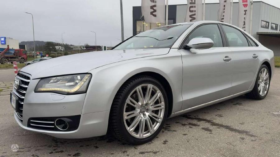 Pelēks Audi A8 2010 Viļņa, ar dzinēja tilpumu 2.97 L un nobraukumu 319 tūkst. km par 9830 €, foto 2 vietnē AUTOMOTO.COM.LV