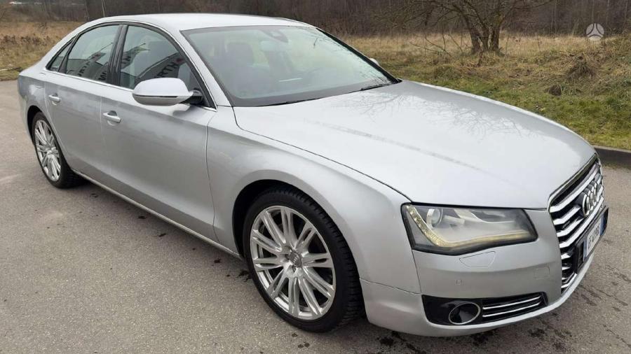 Pelēks Audi A8 2010 Viļņa, ar dzinēja tilpumu 2.97 L un nobraukumu 319 tūkst. km par 9830 €, foto 8 vietnē AUTOMOTO.COM.LV