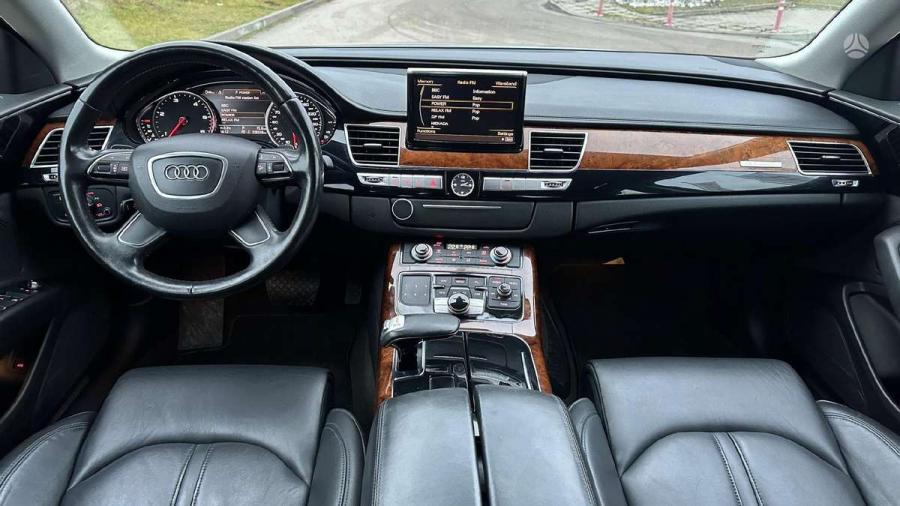 Pelēks Audi A8 2010 Viļņa, ar dzinēja tilpumu 2.97 L un nobraukumu 319 tūkst. km par 9830 €, foto 12 vietnē AUTOMOTO.COM.LV