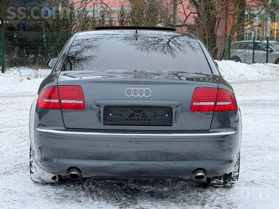 Grey Audi A8 2010 in Riga, with an engine capacity of 3.00 L and mileage of 0 thousand km for 8750 €, photo 9 on AUTOMOTO.COM.LV
