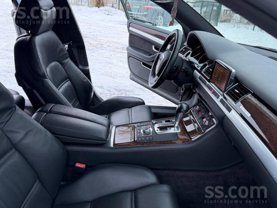 Grey Audi A8 2010 in Riga, with an engine capacity of 3.00 L and mileage of 0 thousand km for 8750 €, photo 20 on AUTOMOTO.COM.LV