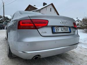 Grey Audi A8 2010 in Vilnius, with an engine capacity of 2.97 L and mileage of 319 thousand km for 10490 €, photo 5 on AUTOMOTO.COM.LV