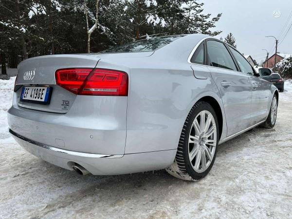 Pelēks Audi A8 2010 Viļņa, ar dzinēja tilpumu 2.97 L un nobraukumu 319 tūkst. km par 10490 €, foto 8 vietnē AUTOMOTO.COM.LV