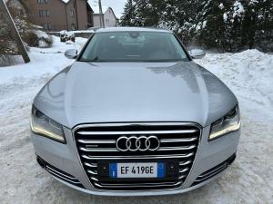 Grey Audi A8 2010 in Vilnius, with an engine capacity of 2.97 L and mileage of 319 thousand km for 10490 €, photo 13 on AUTOMOTO.COM.LV