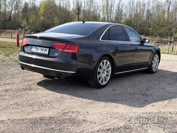 Pelēks Audi A8 2010 Pērnava, ar dzinēja tilpumu 4.20 L un nobraukumu 304 tūkst. km par 14550 €, foto 5 vietnē AUTOMOTO.COM.LV