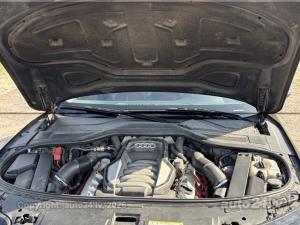 Grey Audi A8 2010 in Parnu, with an engine capacity of 4.20 L and mileage of 304 thousand km for 14550 €, photo 13 on AUTOMOTO.COM.LV