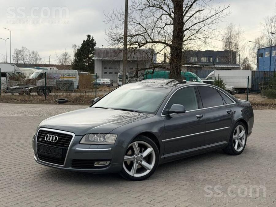 Grey Audi A8 2010 in Riga, with an engine capacity of 3.00 L and mileage of 0 thousand km for 6990 €, photo 4 on AUTOMOTO.COM.LV
