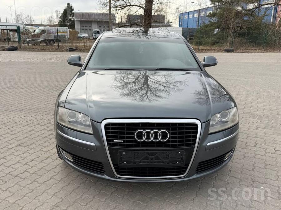 Grey Audi A8 2010 in Riga, with an engine capacity of 3.00 L and mileage of 0 thousand km for 6990 €, photo 9 on AUTOMOTO.COM.LV